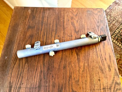 Mercedes Benz Genuine Diesel Right Fuel Injector Rail 642-070-25-95 OEM ...