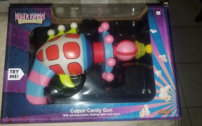 Killer Klowns From Outer Space Cotton Candy Gun Spirit Halloween Ray ...