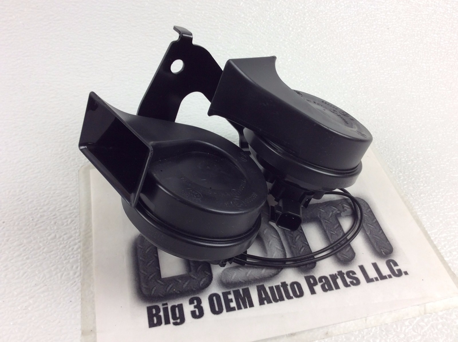 2012-2017 Chevrolet Colorado GMC Canyon Buick Verano Dual Horn new OEM ...