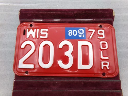 1979 Wisconsin Motorcycle Dealer license Plate 203D White on Red | eBay