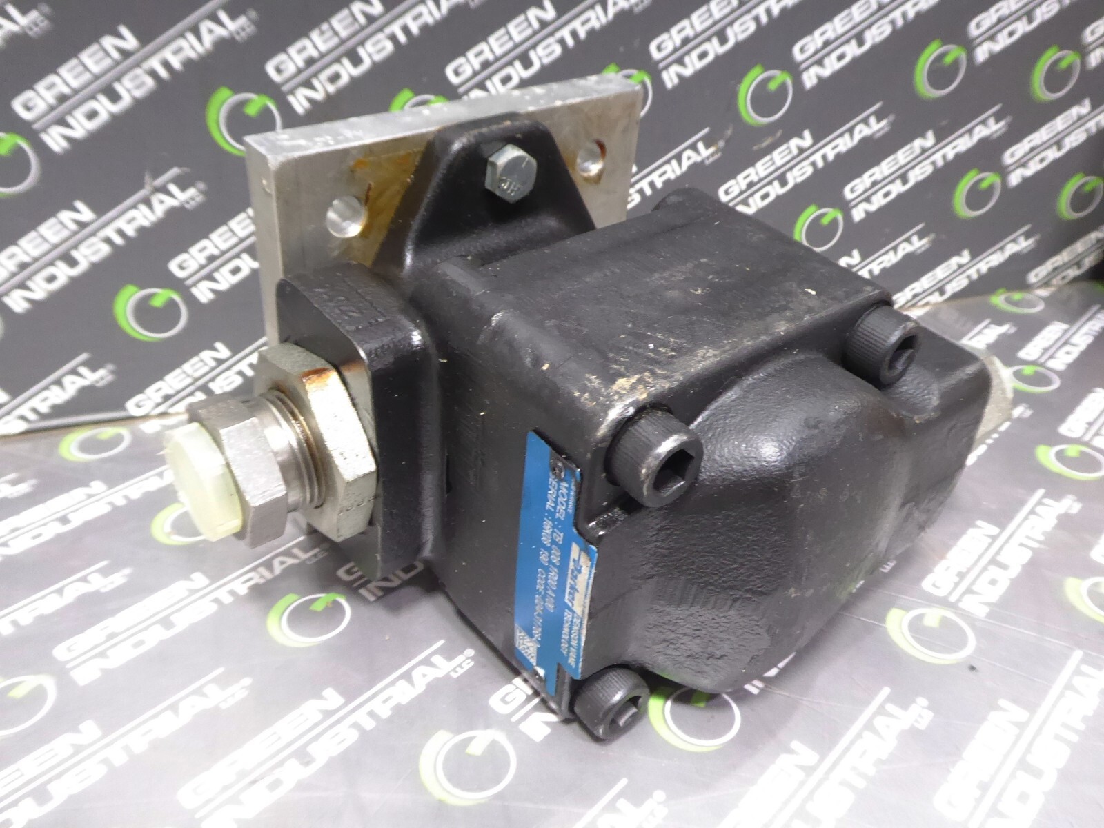 NEW Parker Denison TB 008 1R00 A100 Hydraulic Vane Pump | eBay