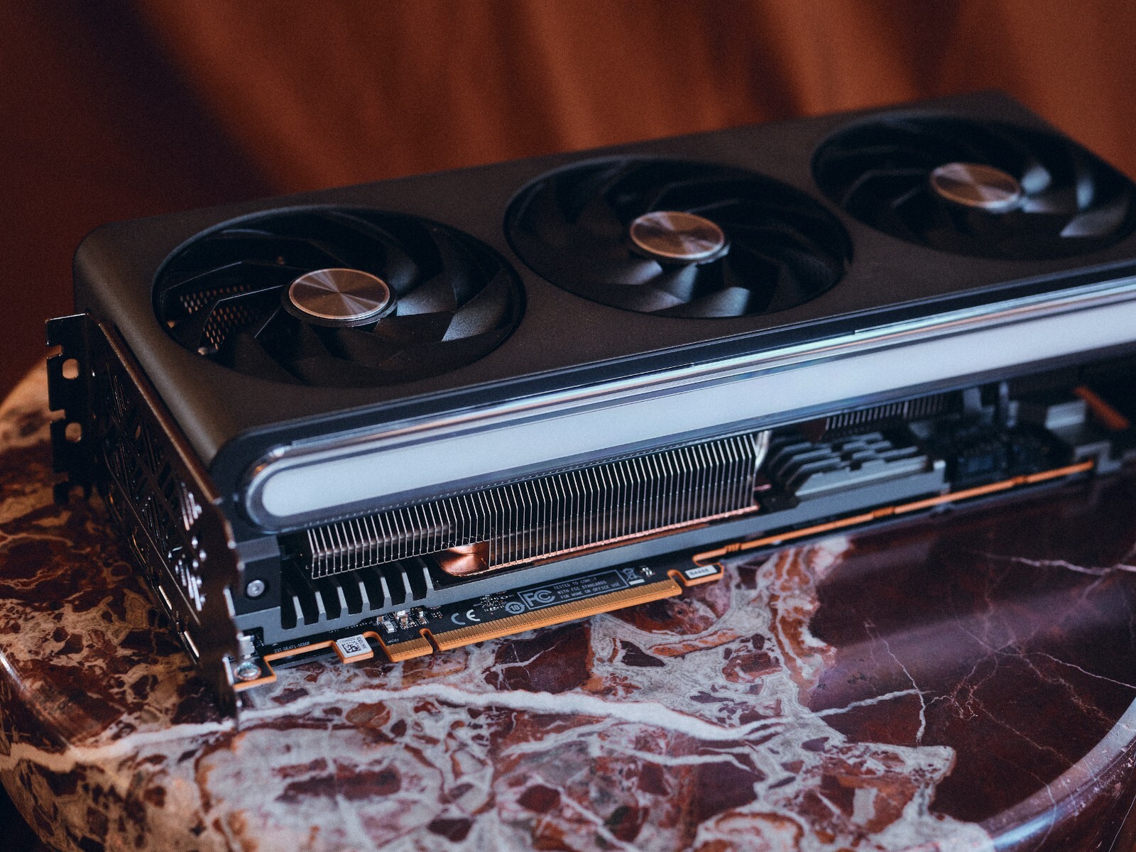 SAPPHIRE AMD Radeon RX 7900 XTX 24GB GDDR6 Graphics Card - 11322-01-40G ...