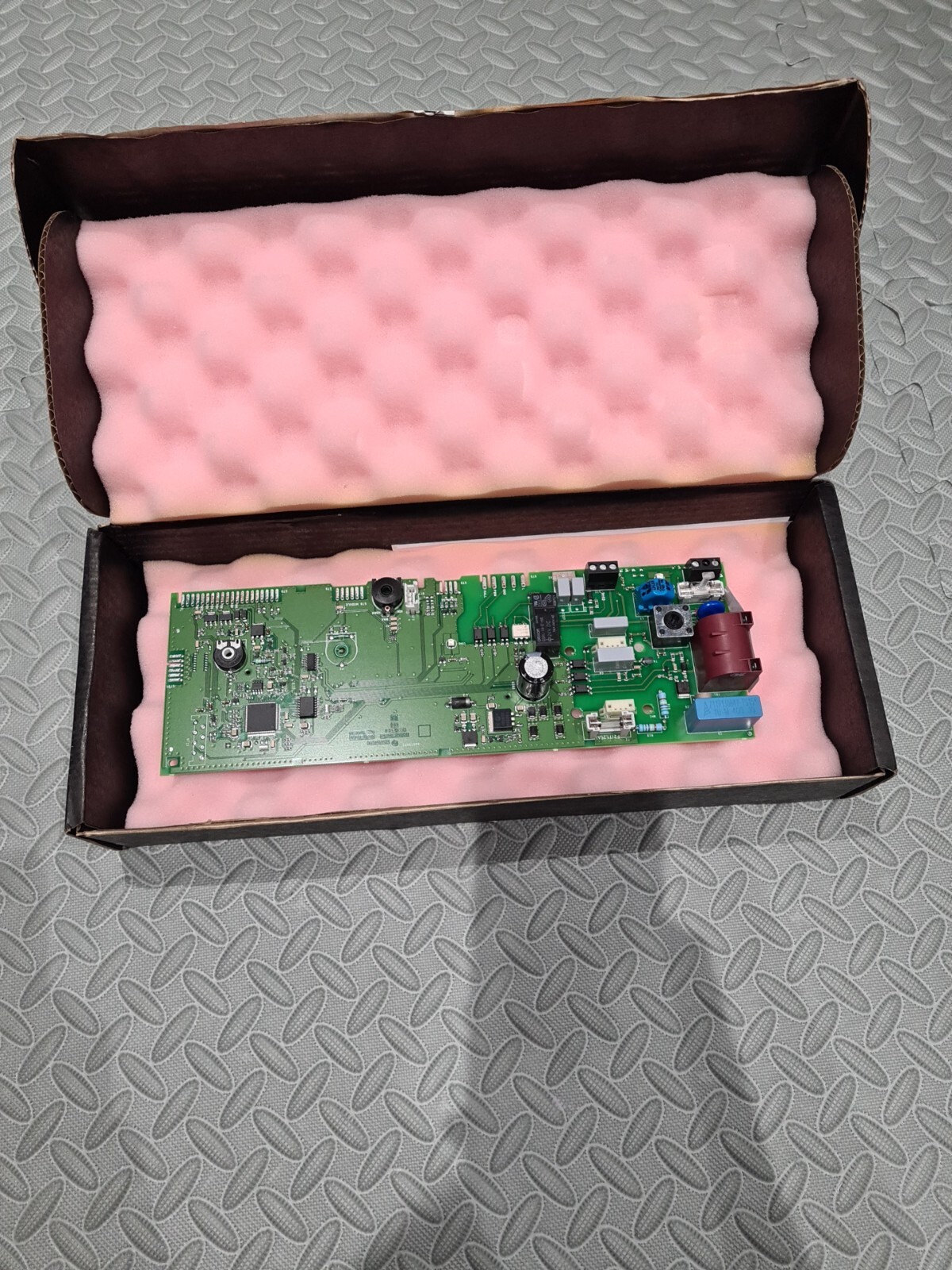 Worcester 24i and 28i Junior Circuit Board (87483005550) for sale ...