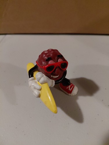 1988 APPLAUSE CALIFORNIA RAISINS MALE SURFER SURFING SURFS UP PVC ...