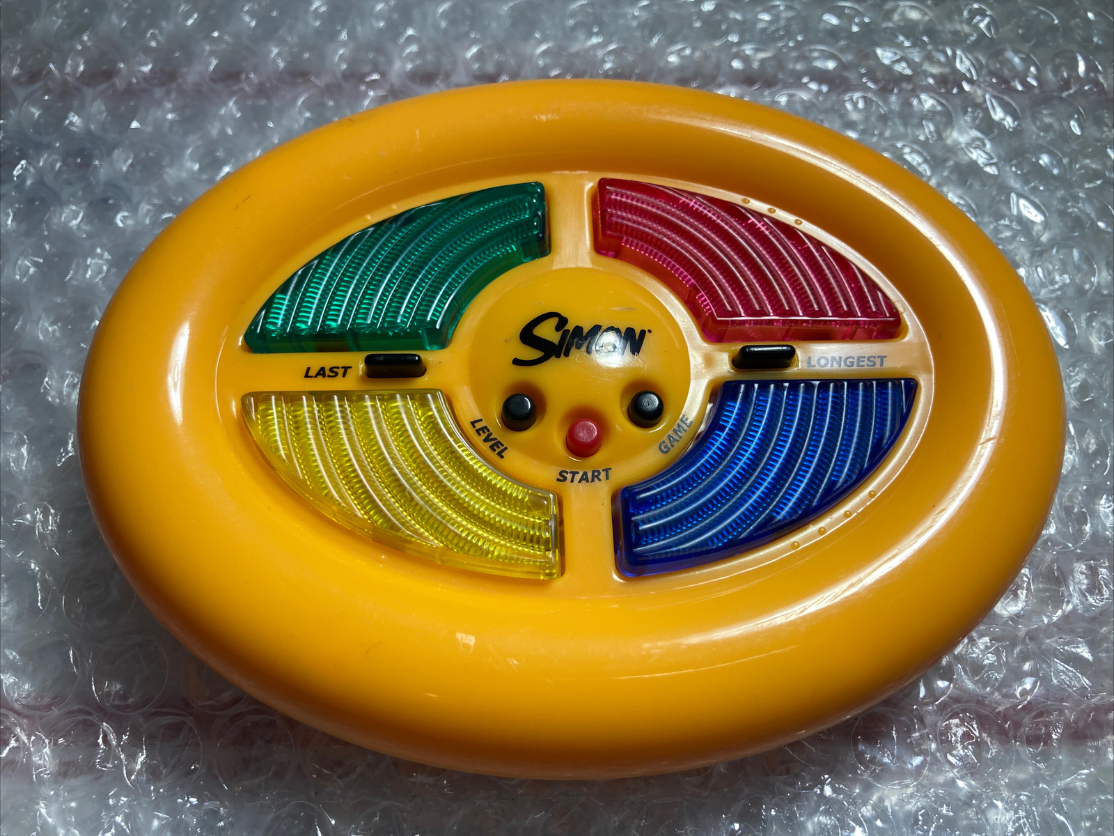 MINI SIMON Handheld Hasbro Electronic Game PocketSize Yellow 2002 fast ...