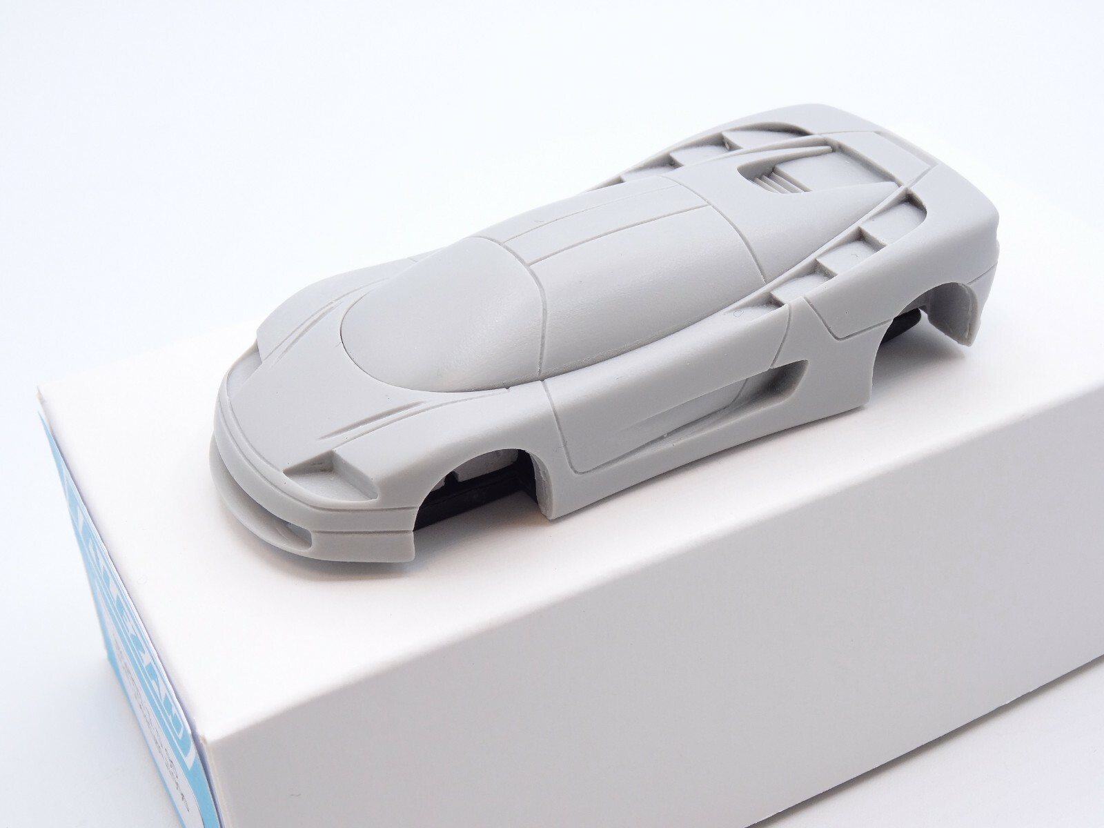 ALEZAN MODELS . KIT 1/43 . BUGATTI ID 90 .CONCEPT . ITAL DESIGN . 1990 ...