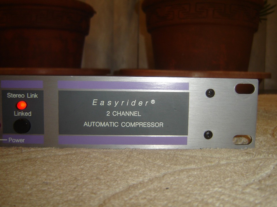 Aphex 108 Easyrider, 2 Channel Automatic Compressor, Vintage Rack, As ...