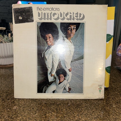 The Emotions ‎♫ Untouched ♫ Rare 1972 Volt Records Monarch Press Sealed ...