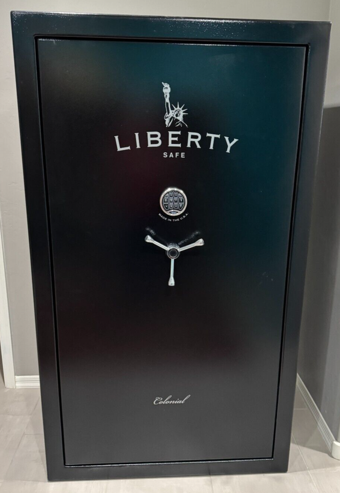 HUGE Liberty Colonial 50 Large Gun Vault Safe Local Pickup Only Tucson ...