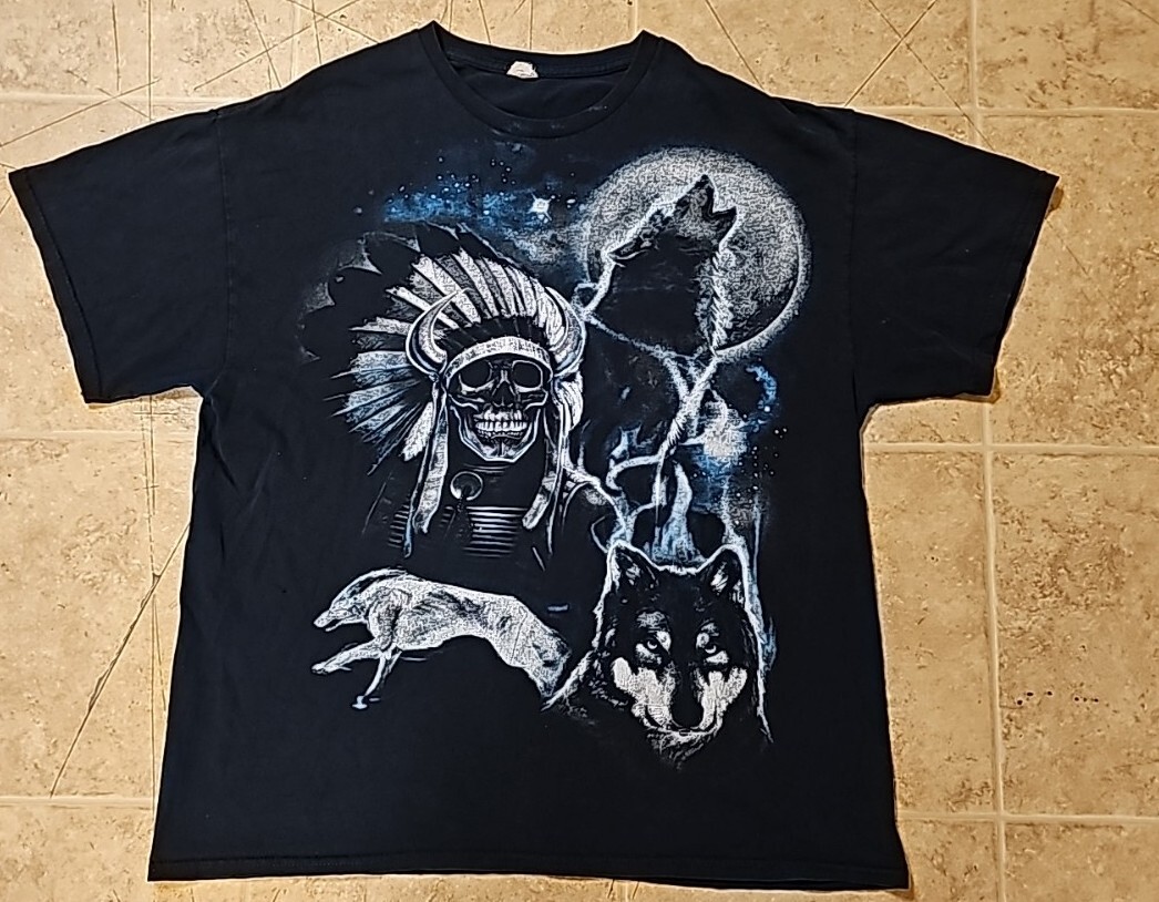 Native American Indian Skull Wolf Howl Moon Gildan Vi… - Gem