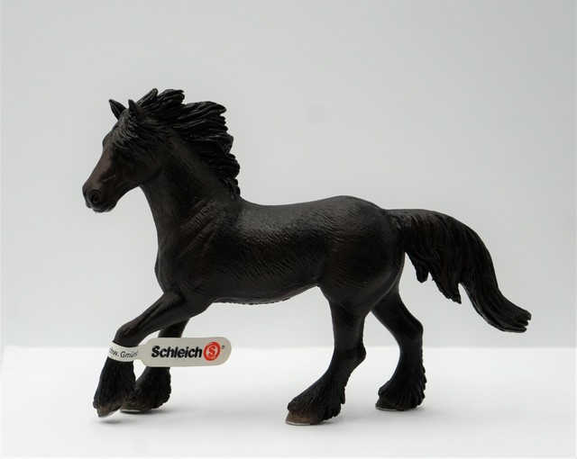 Schleich Pferd Friese 13604 Von 2005 for sale online | eBay