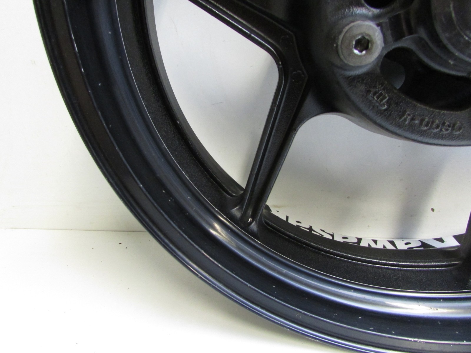 Kawasaki ER6F ER6N ER6 N / F 2009 2010 2011 Rear Wheel 17 x 4.5 17 ...