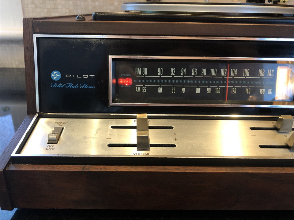 Pilot MC31 AM/FM Stereo Receiver with Turntable perfect working ...