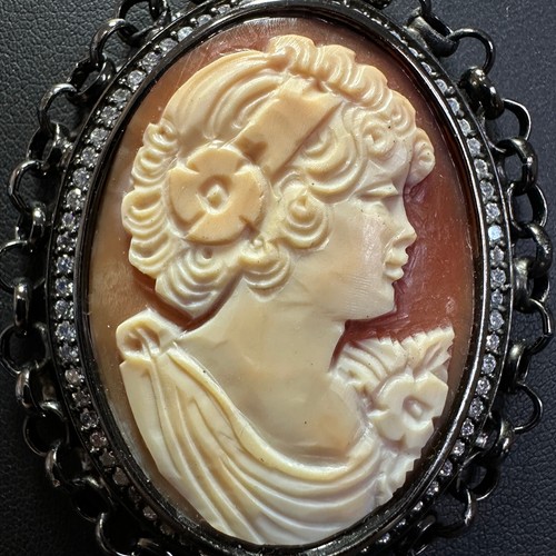 Vintage Amedeo Cameo Pendant Necklace Shell with Rhinestone Halo - WOW ...