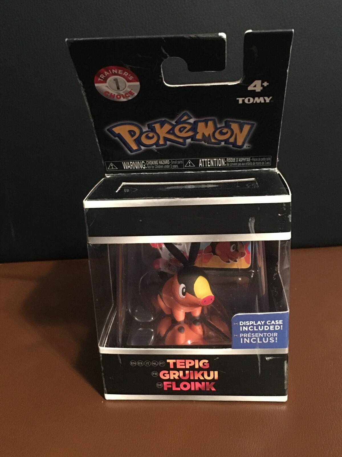 NEW Tomy's Pokemon Trainer's Choice Mini Figure Tepig with Display Case ...