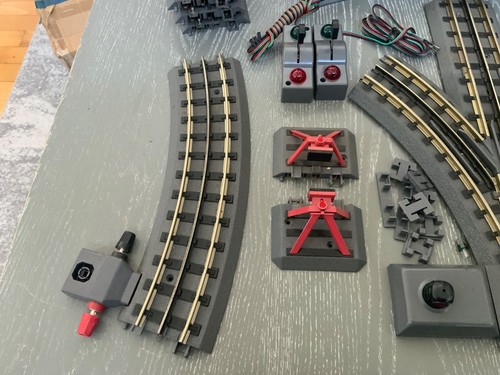 50 piece lot assortment of Rail King MTH Realtrax O gauge Train Track ...