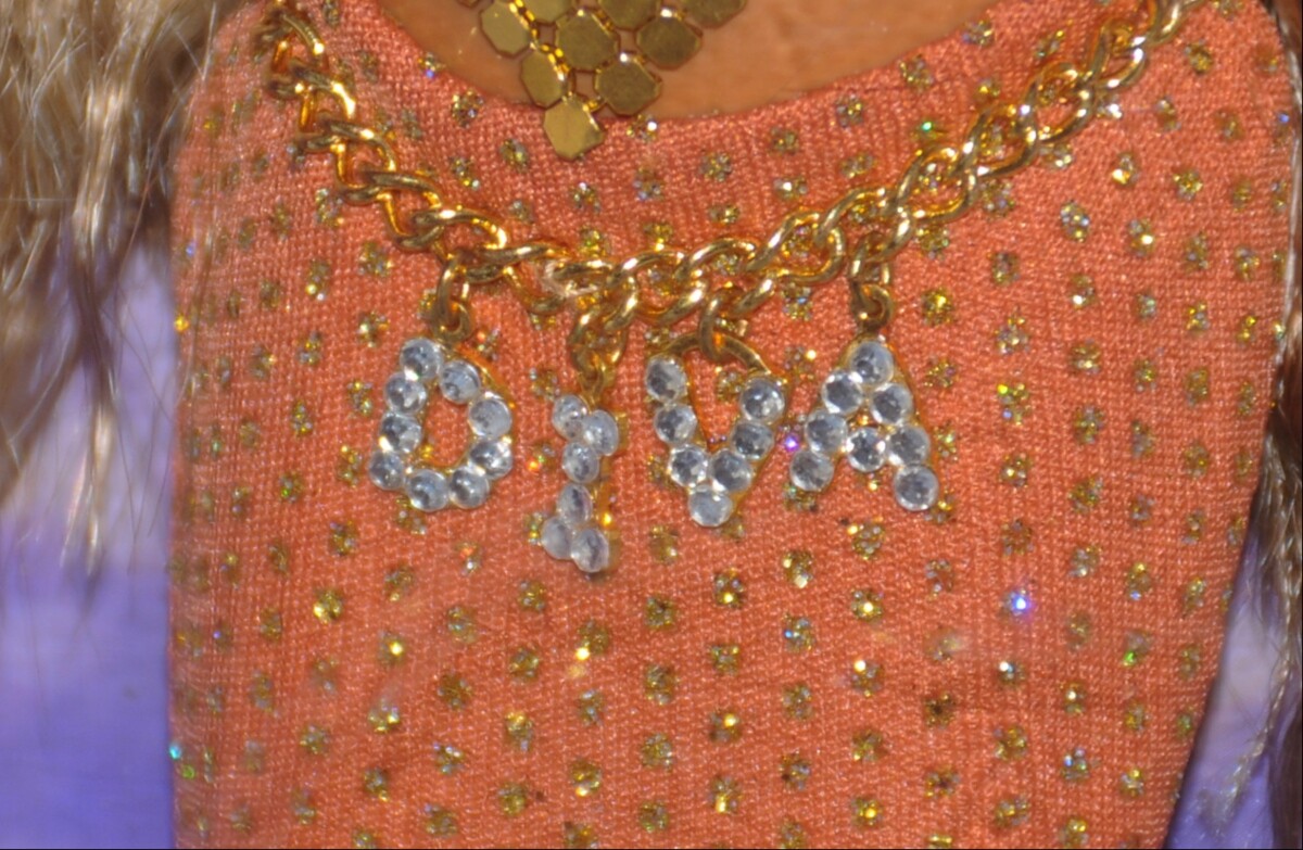 Mattel Barbie Diva Collection All That Glitters Doll (55426) for sale ...