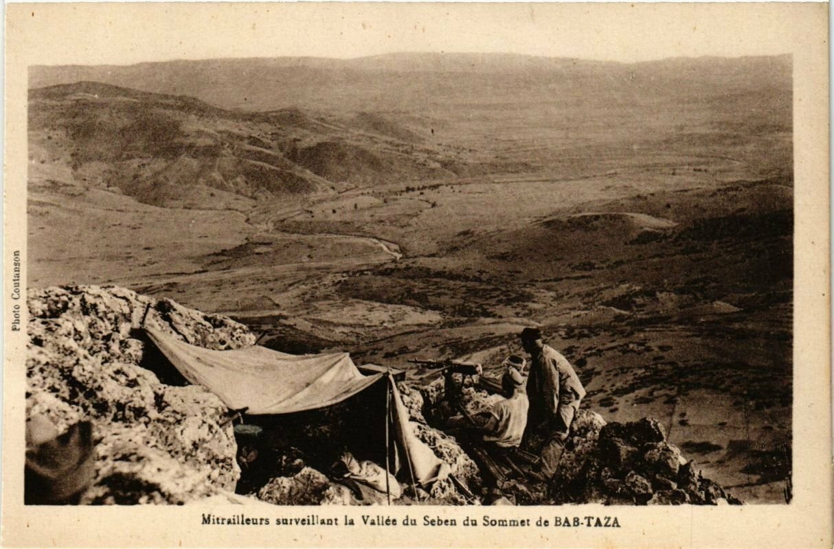 CPA AK MAROC Mitrailleurs surveillant, Seben, Sommet, BAB-Taza (281060 ...