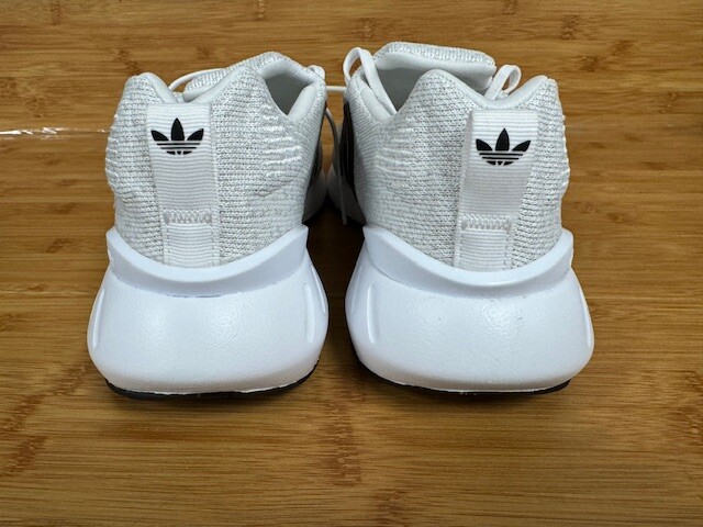 NEW - MENS ADIDAS SWIFT RUN 22 SHOES, #GY3047 & GZ3495 $72.00 | eBay