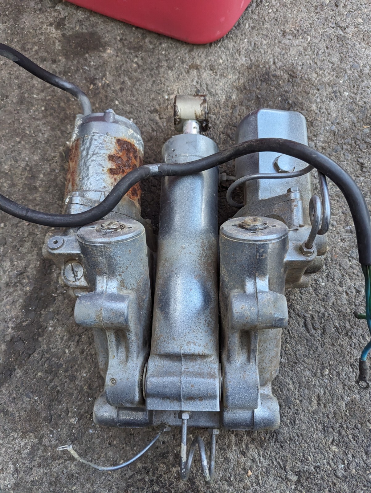 1993 Yamaha Power Trim Pro V 150 175 200 HP Tilt Trim | OE
