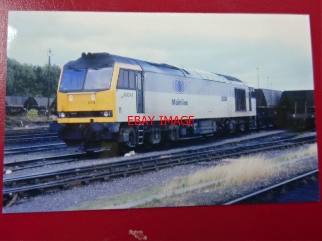 PHOTO BR CLASS 60 LOCO NO 60074 MAINLINE LIVERY AT WORKSOP 1996 | eBay