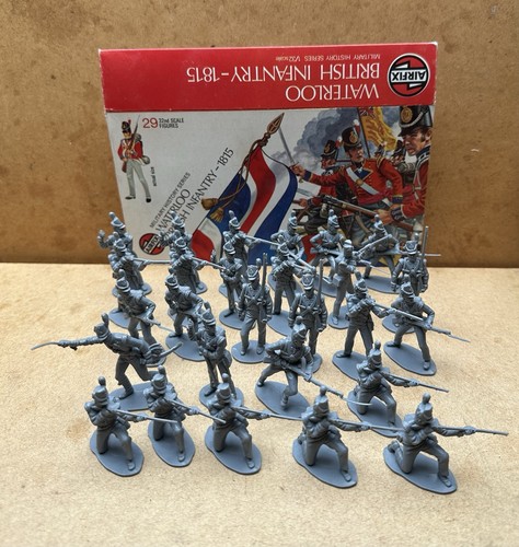 Vintage Airfix 1:32 Scale Waterloo British Infantry 1815 Set Of 27 ...