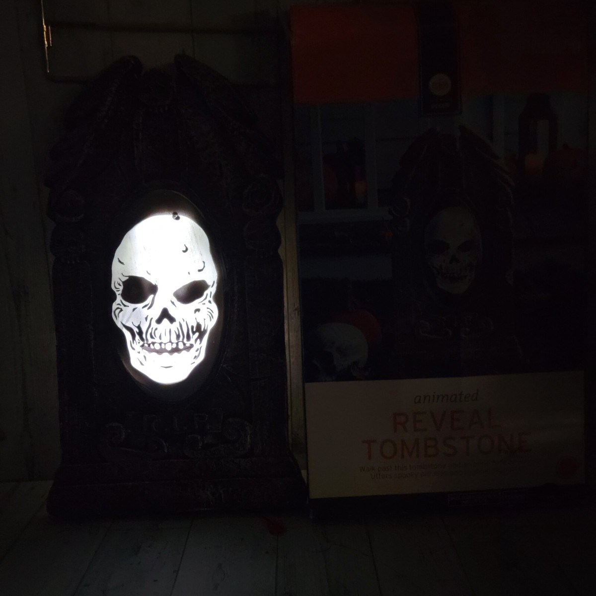 Halloween Tombstone Face