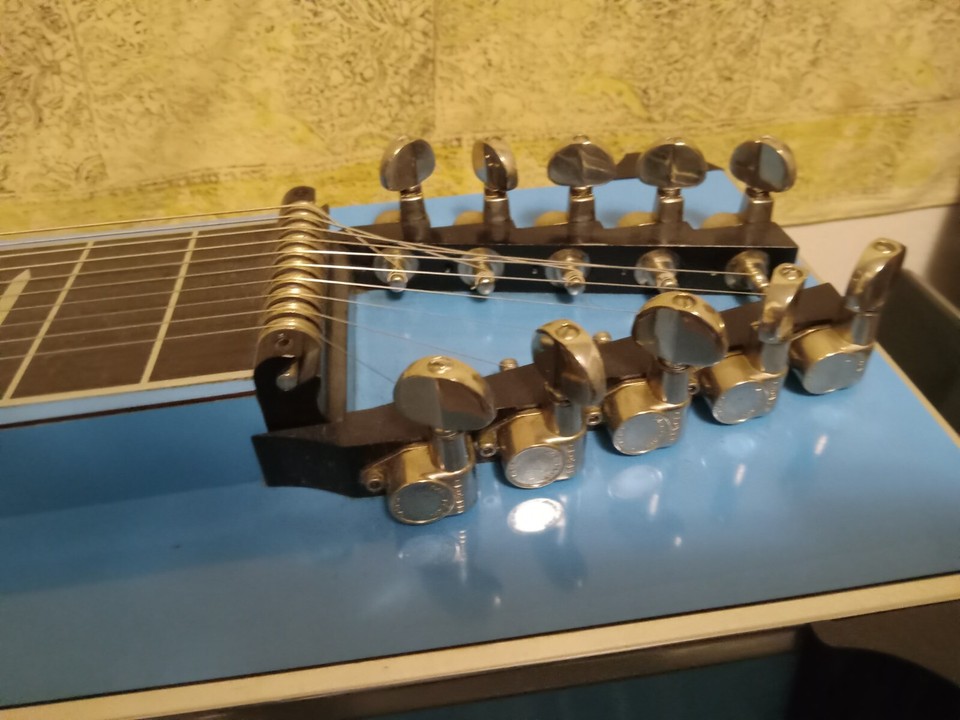 Sierra Pedal Steel Guitar. Olympic Model. 10 string, E9. 3 pedals, 4 ...