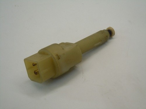Audi A8 4D D2 FL Brake Light Switch 4A0945515A | eBay Australia