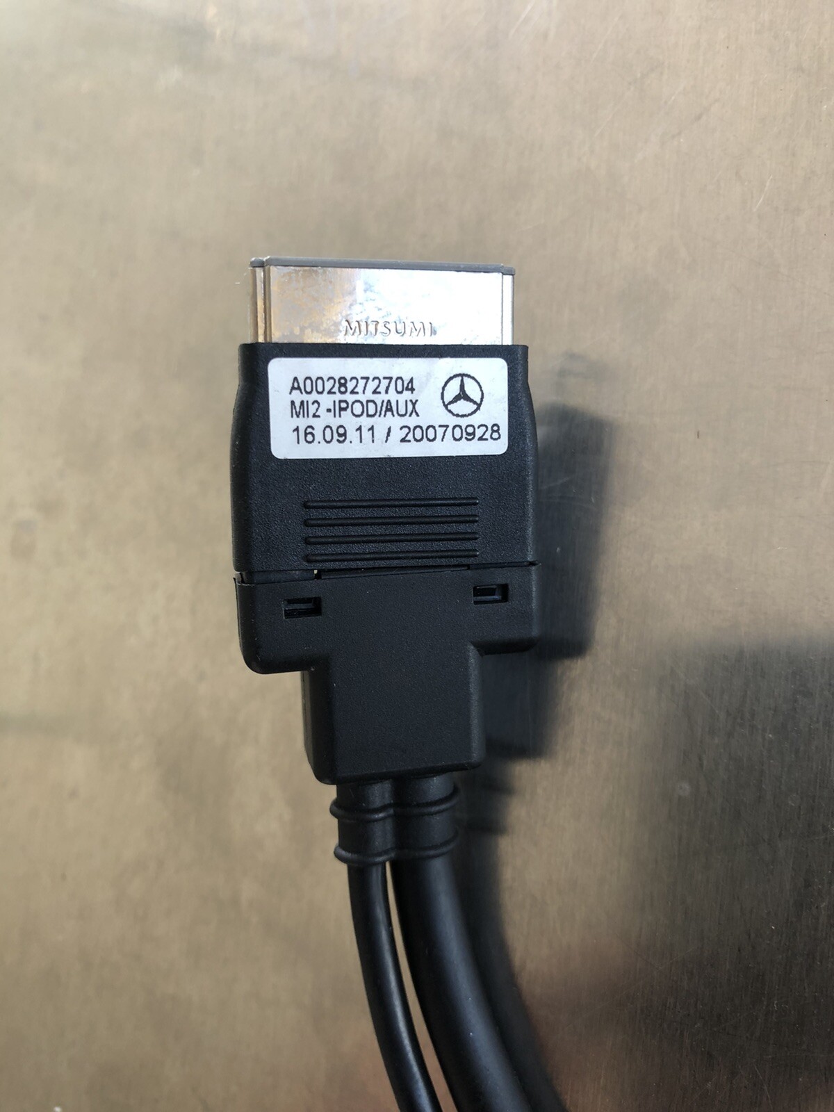 Mercedes-Benz Media Interface Cable iPhone iPad Aux Connector ...