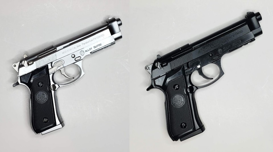 ALLOY EMPIRE Beretta M92 A1 Shell Eject COLLECTOR Toy Gun 1:2 Mini Guns ...