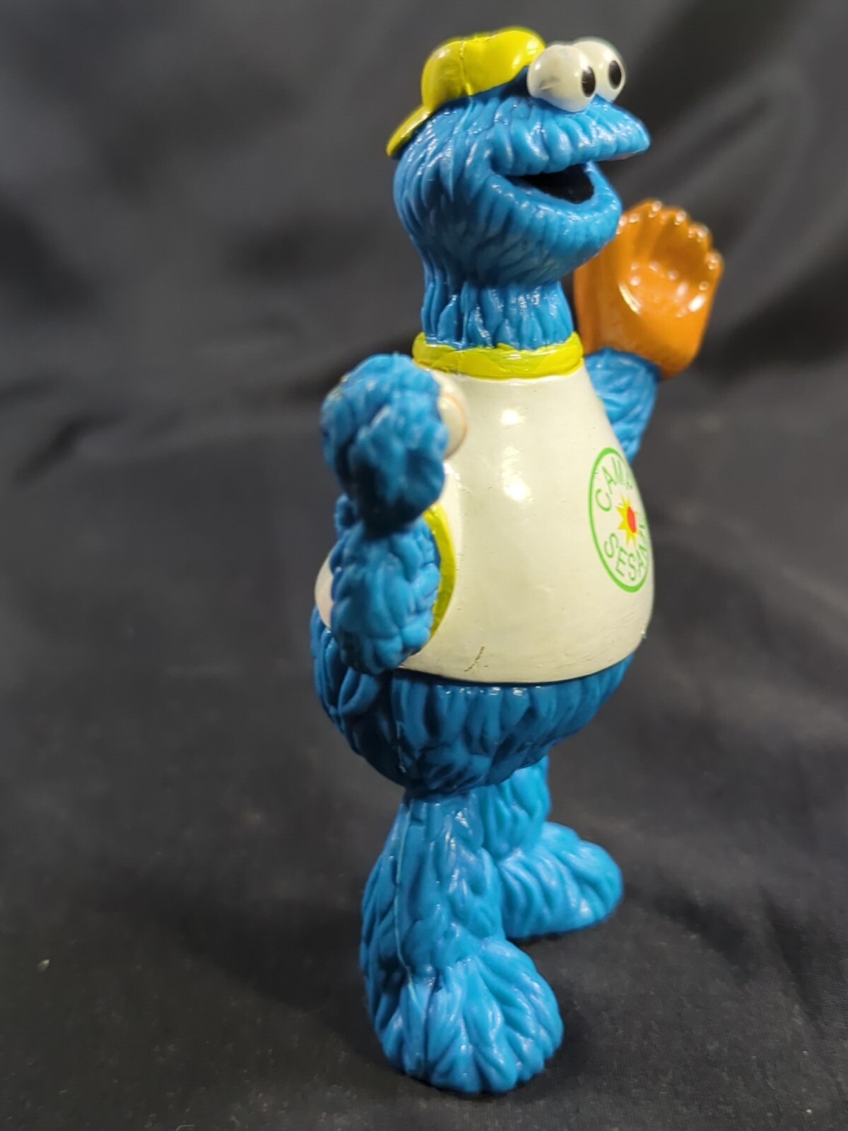 Camp Sesame Street Cookie Monster Playing Baseball Glove Ball PVC ...