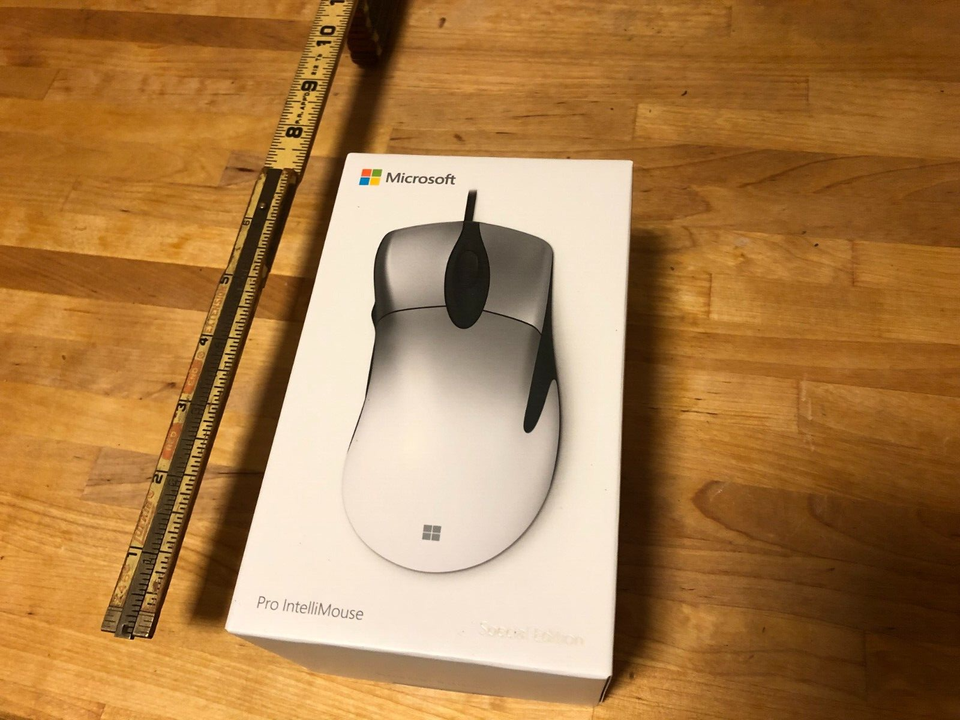 Microsoft Pro Intellimouse wired Optical Gaming Mouse (New in box) | eBay