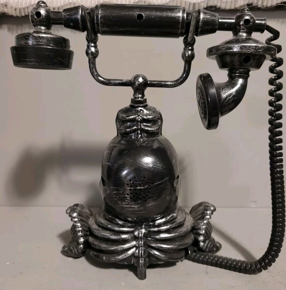Gemmy Haunted Halloween Skull Talking Telephone With Spinning Red Eyes ...
