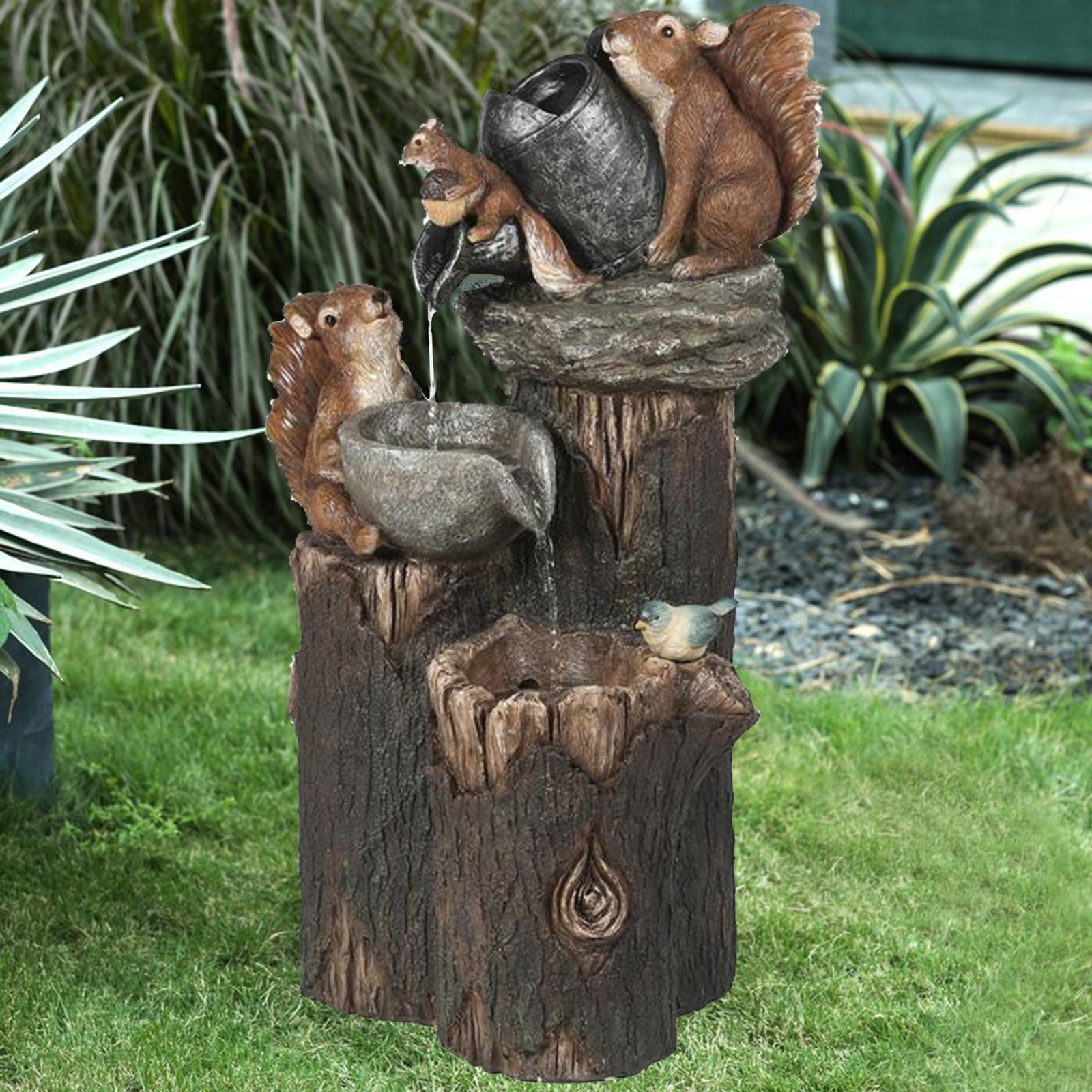 Garden Statue Full of Vitality Rustic Squirrel Duck Pressure Water ...