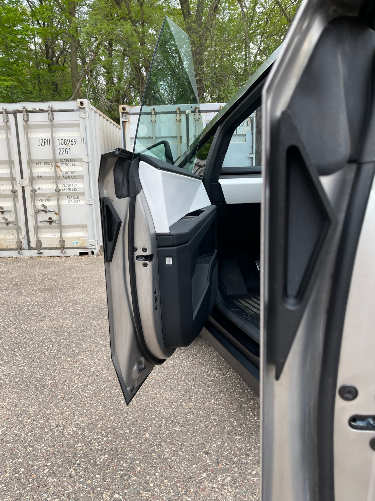 Tesla CyberTruck Print less Handles. No more finger prints. Original ...