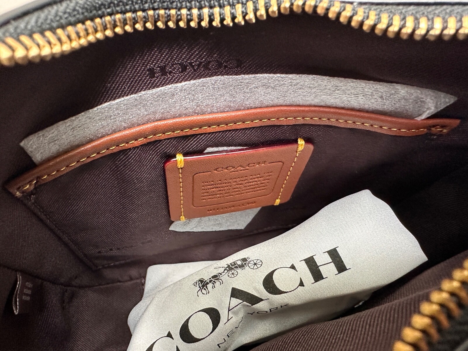 Coach Chaise Polished Black Pebbled Leather Medium Crossbody Bag C8483 ...