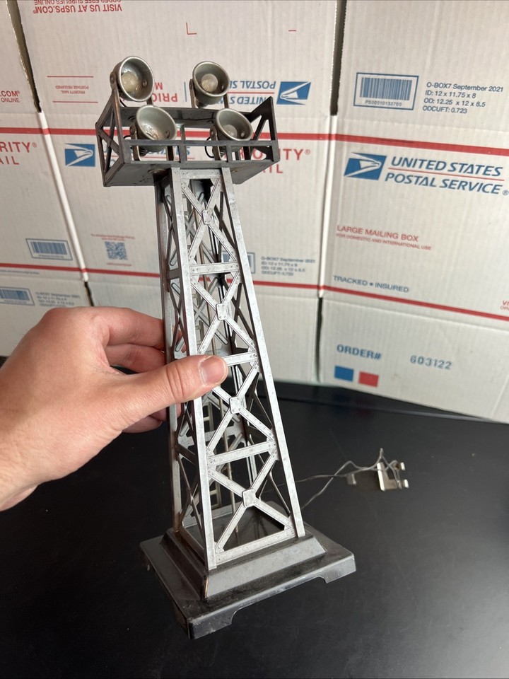 Marx Plastic 4 Bulb Plastic Floodlight Light Tower (PartsOnly) | eBay