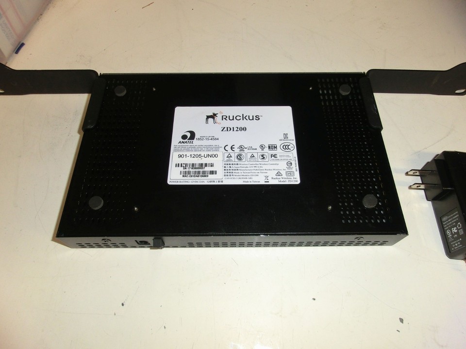 RUCKUS ZONEDIRECTOR 1200 ZD1200 901-1205-UN00 WIRELESS CONTROLLER LIC ...