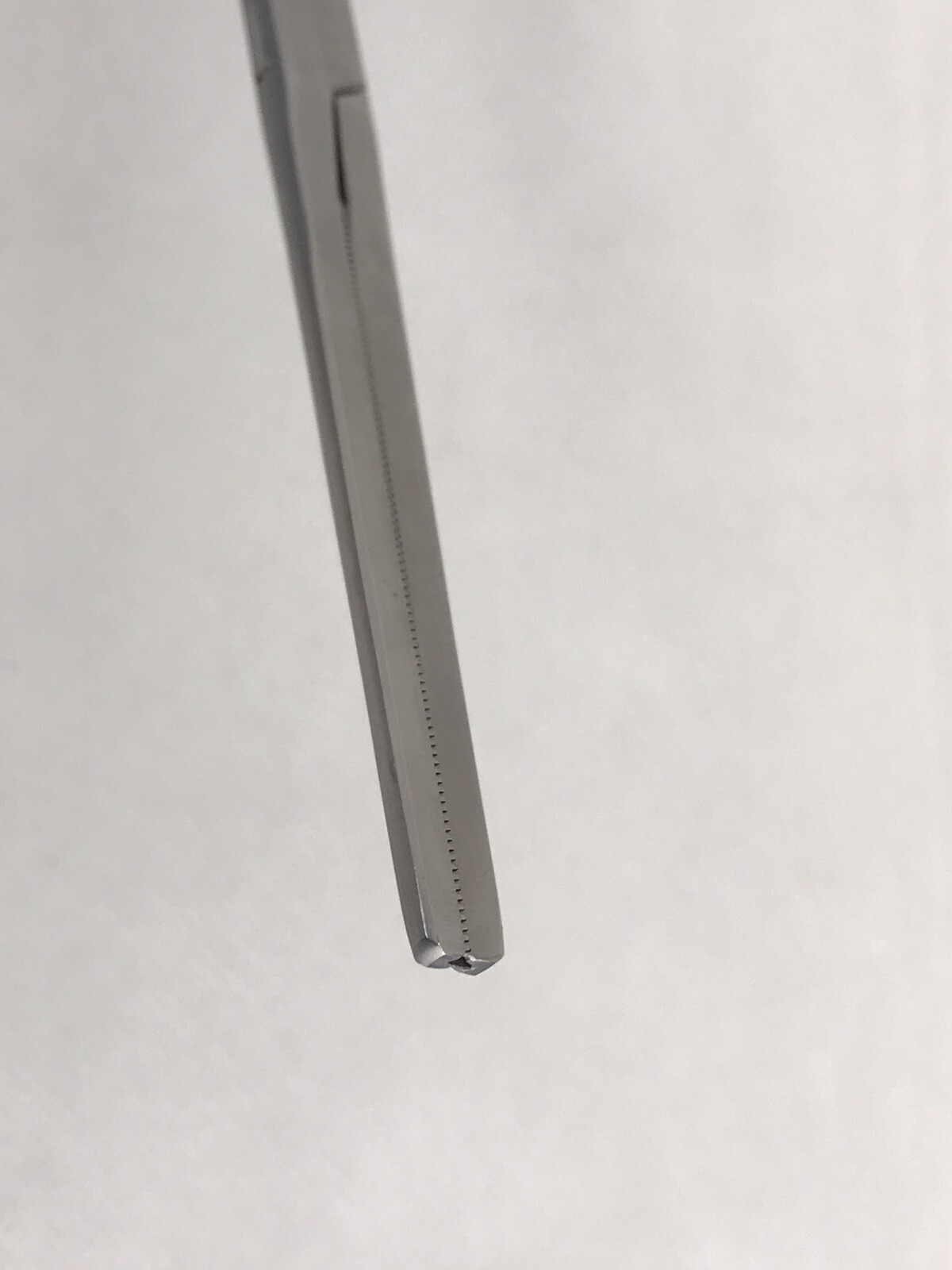 V Mueller SU 6100 Glassman Non-Crushing Gastrointestinal Clamp Straight ...