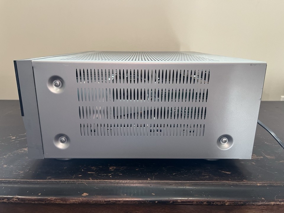 Harman Kardon AVR 330 High Quality Digital Surround Receiver Bundle No ...