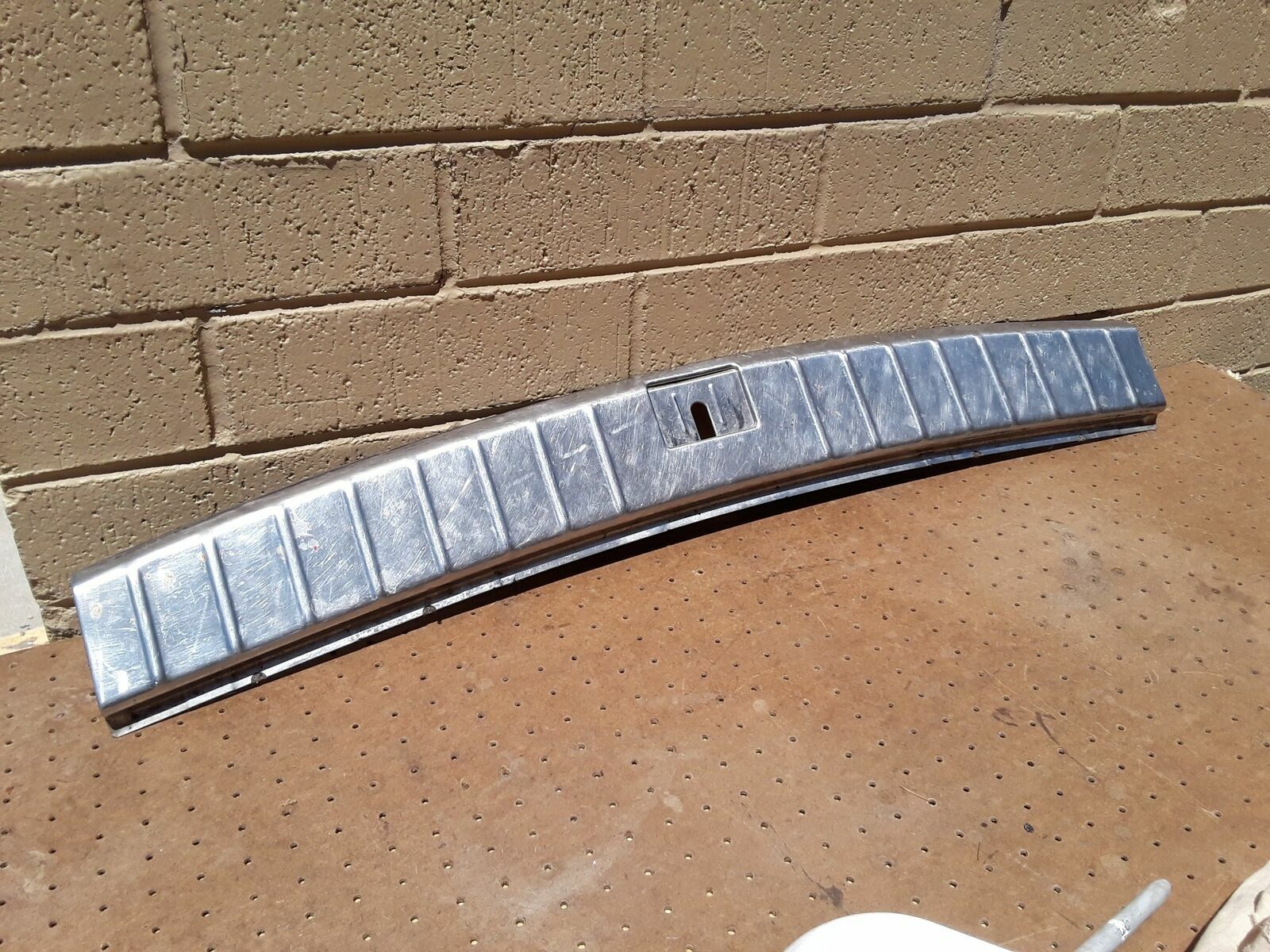 2003-2010 PORSCHE CAYENNE S REAR TRUNK TAILGATE SCUFF PLATE MOULDING ...