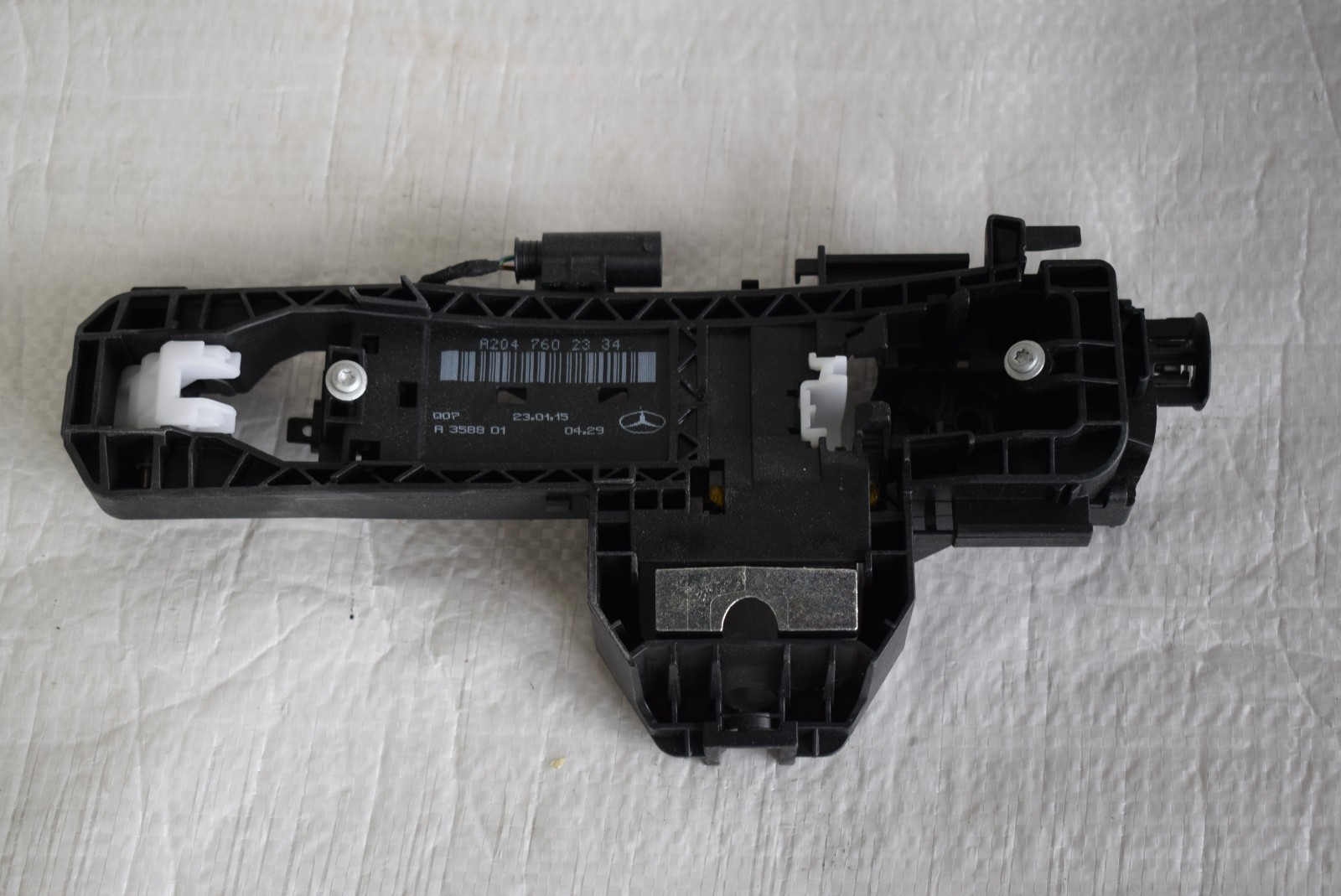 2010-2014 MERCEDES E350 C350 FRONT LEFT HANDLE BASE BRACKET OEM ...