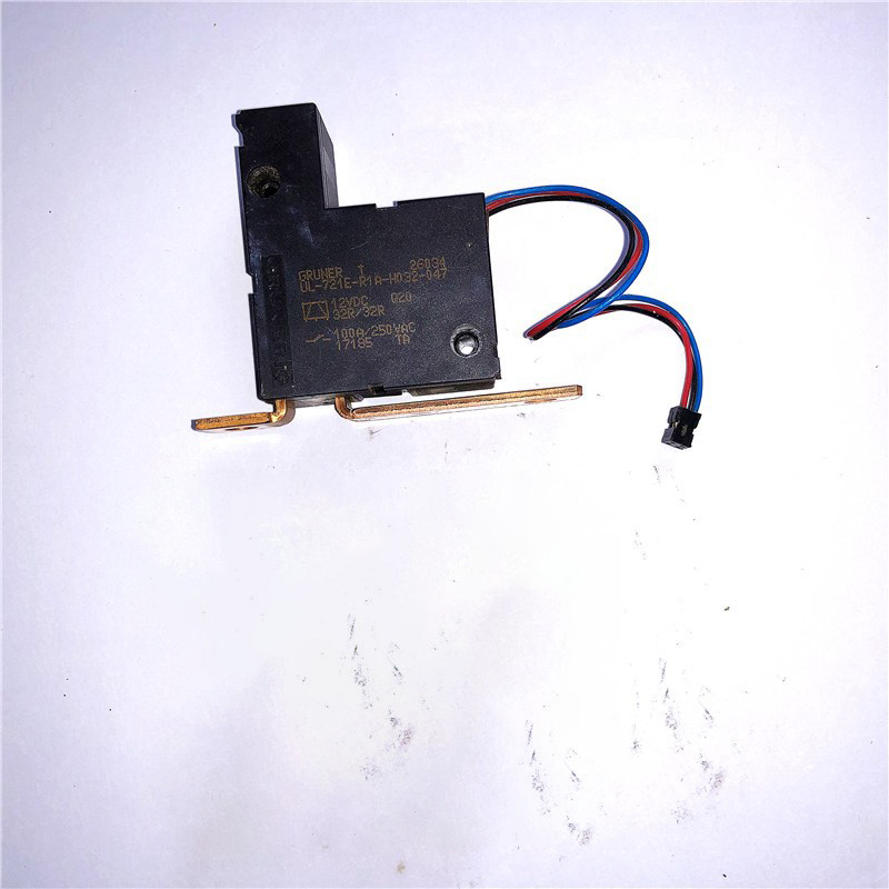 UL-721E-R1A-H032-047 soft start relay UL-721E-R1A-H032-047 721D-R1A ...