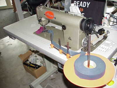 INDUSTRIAL SEWING MACHINE SET UP FOR BINDING ANIMAL BLANKETS & MAKING ...