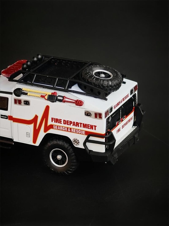 MK Miniature 1:64 Hummer H2 Ambulance White Diecast Model Car | eBay