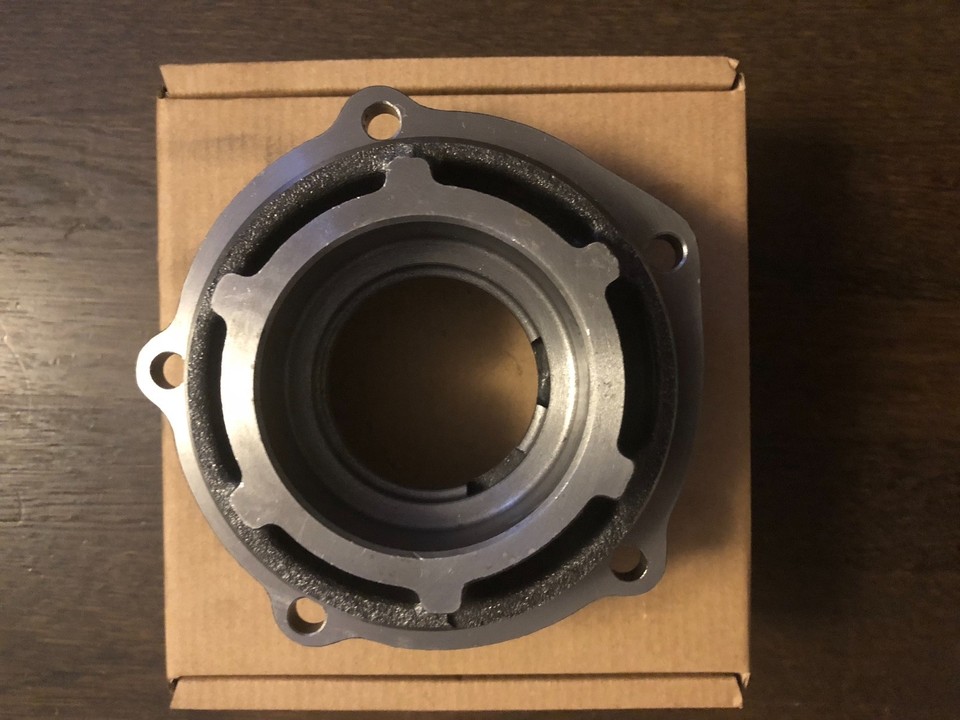 NEW FORD 9" INCH CAST IRON 5-BOLT DAYTONA PINION SUPPORT | eBay