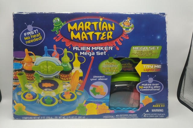 Hasbro Martian Matter Alien Maker Mega Set Spaceship 2009 for sale ...