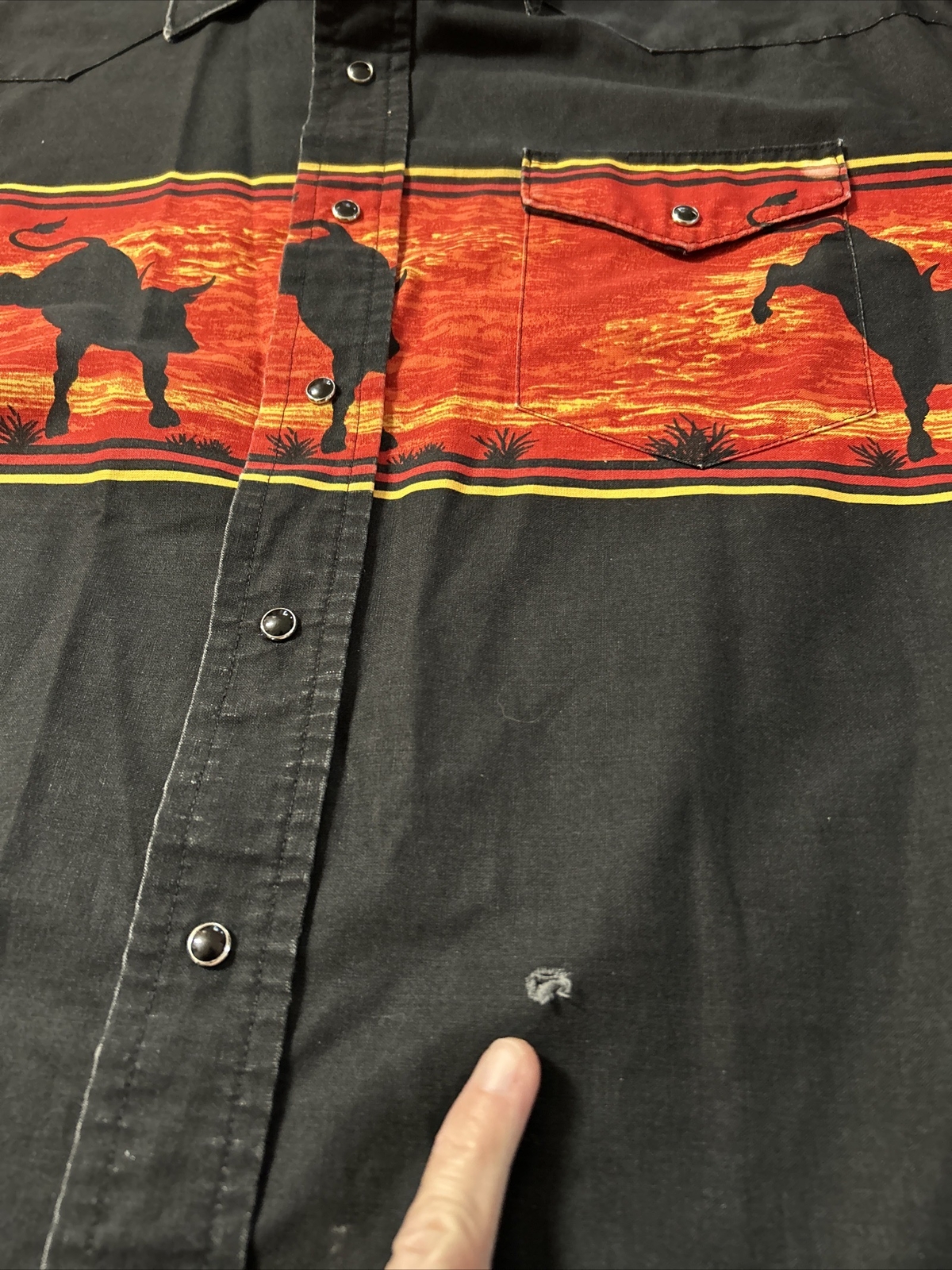 Rare Vintage 80s 90s Wrangler Bull Rodeo Pearl Snap U… - Gem