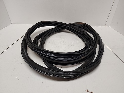 Rear Hatch Trunk Lid Seal Weatherstrip / For 1990-1996 Nissan 300ZX 2+0 ...